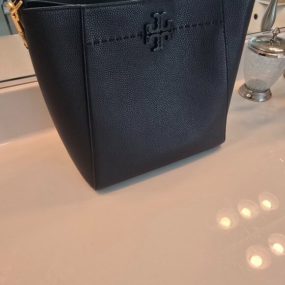 Tory Burch | Bags | Beautiful Tory Burch Shoulder Bag | Poshmark